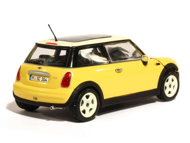 Mini - Cooper/ R53 2001 - Minichamps - 1/43 - Autos Miniatures Tacot