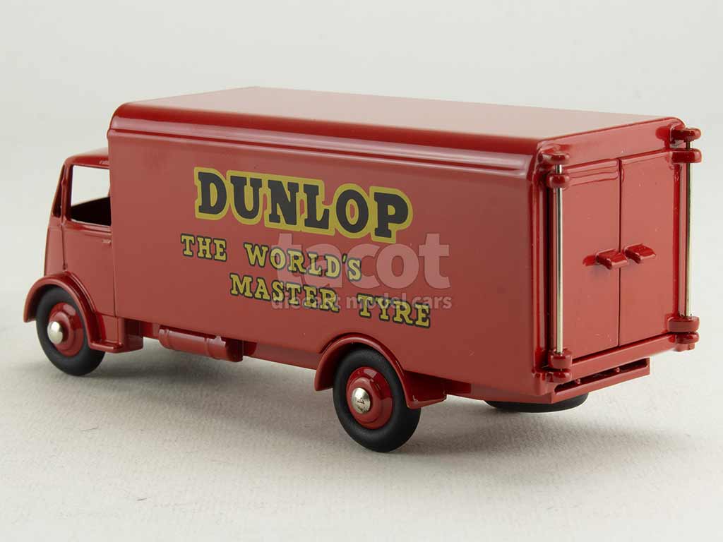 Guy - Van Dunlop - DAN-TOYS - 1/43 - Autos Miniatures Tacot