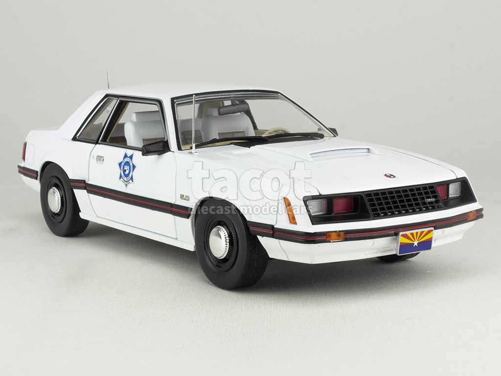 Ford - Mustang SSP Police 1982 - Greenlight - 1/18 - Autos Miniatures Tacot