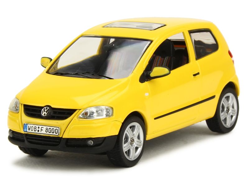 Volkswagen - Fox 2005 - Schuco - 1/43 - Autos Miniatures Tacot