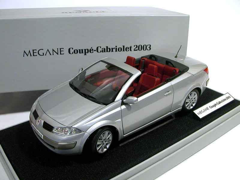 Renault - Megane II CC 2003 - Solido - 1/18 - Autos Miniatures Tacot