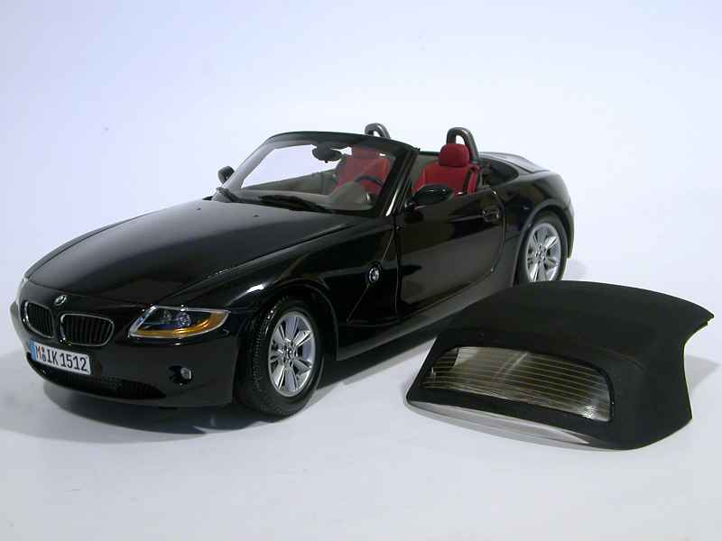 BMW - Z4 Roadster/ E85 2002 - Kyosho - 1/18 - Autos Miniatures Tacot