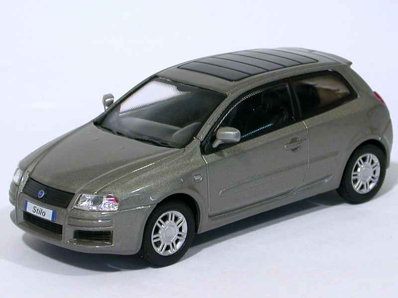Fiat - Stilo - Oliex - 1/43 - Autos Miniatures Tacot