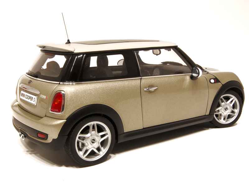 Mini - Cooper S/ R56 2006 - AUTOart - 1/18 - Autos Miniatures Tacot