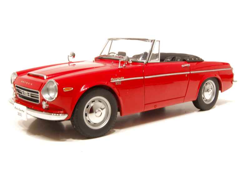Datsun - Fairlady 2000 SR311 - AUTOart - 1/18 - Autos Miniatures Tacot
