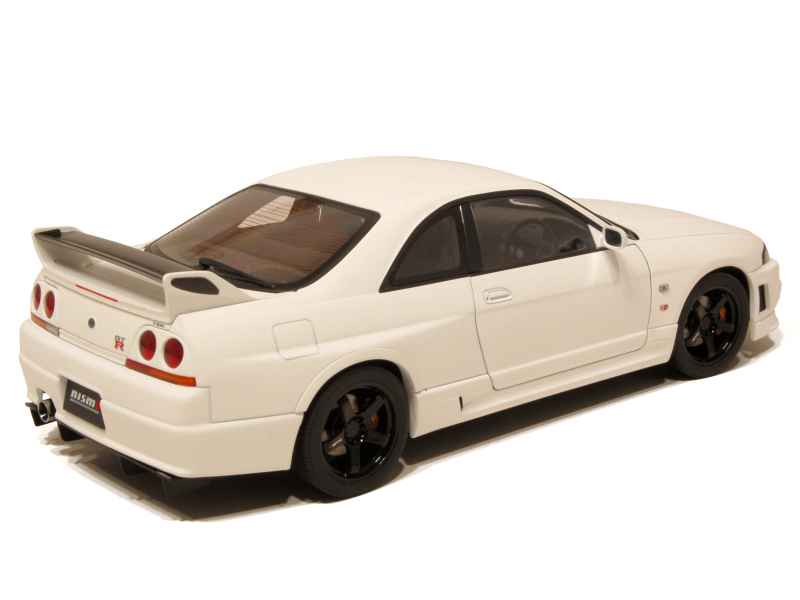 Nissan - Skyline GT-R R33 V-Spec 1996 - AUTOart - 1/18 - Autos ...
