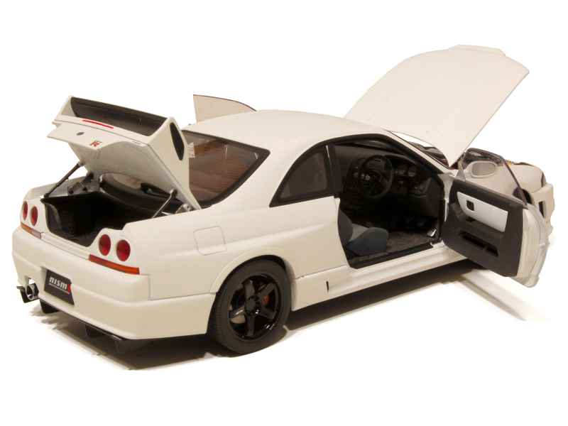 Nissan - Skyline GT-R R33 V-Spec 1996 - AUTOart - 1/18 - Autos ...