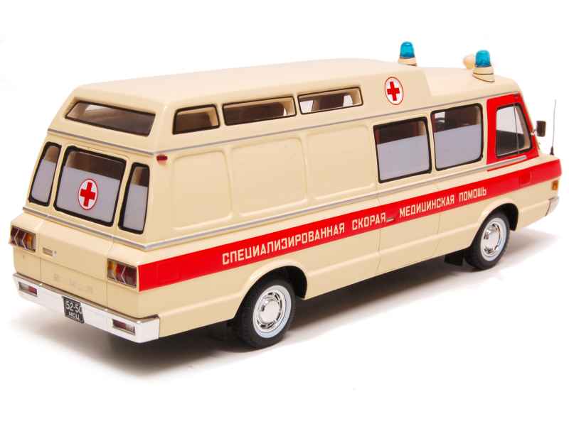 Zil - 119 A Ambulance - DIP Models - 1/43 - Autos Miniatures Tacot