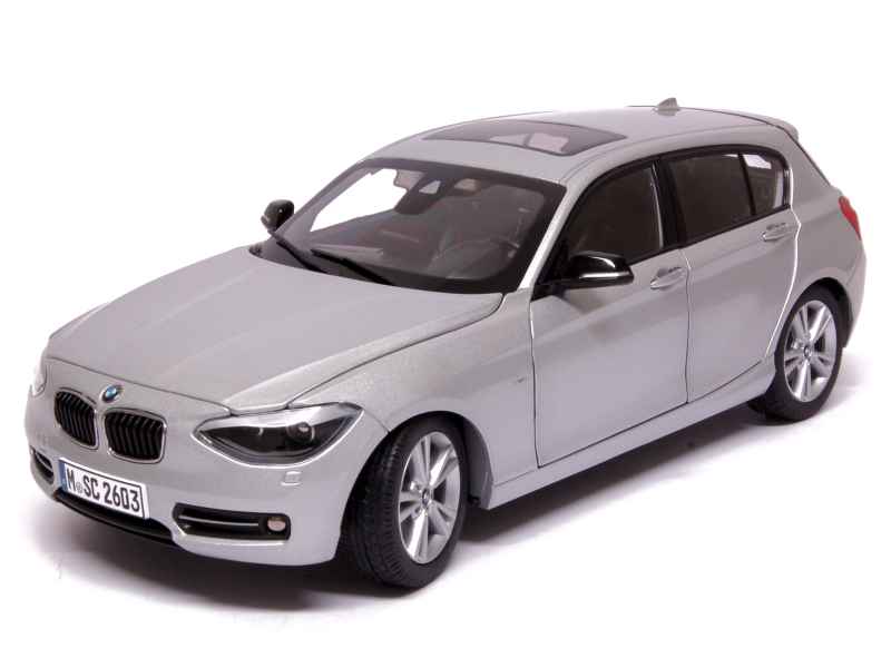 BMW - 1 Series / F20 5 Doors 2011 - Paragon Models - 1/18 - Autos Miniatures Tacot