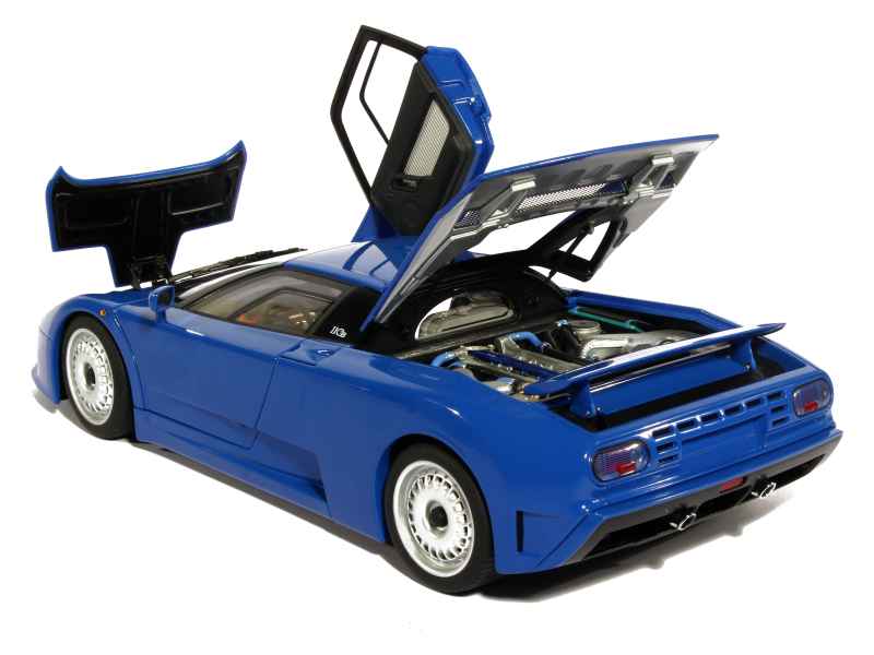 Bugatti - EB 110 GT 1992 - AUTOart - 1/18 - Autos Miniatures Tacot