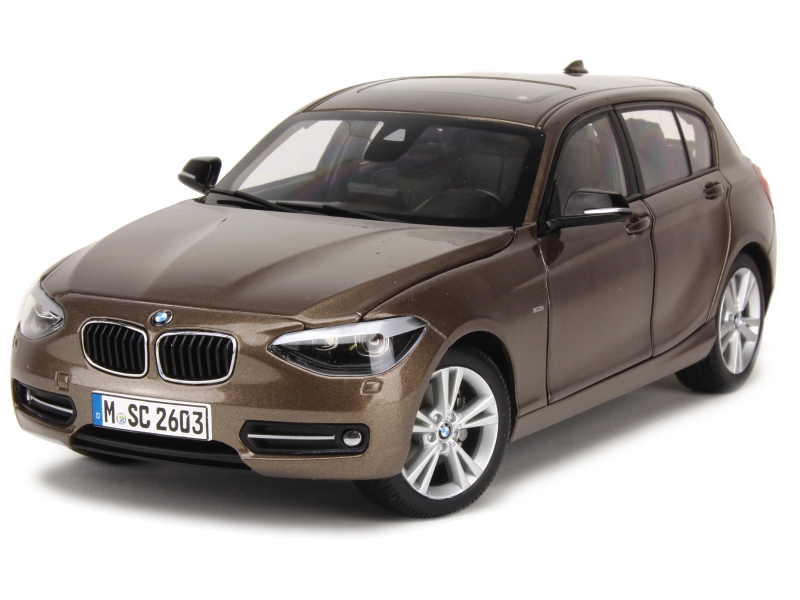BMW - 1 Series/ F20 5 Doors 2011 - Paragon Models - 1/18 - Autos Miniatures Tacot