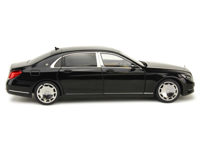 Mercedes - Maybach S Class 2015 - AUTOart - 1/18 - Autos Miniatures Tacot