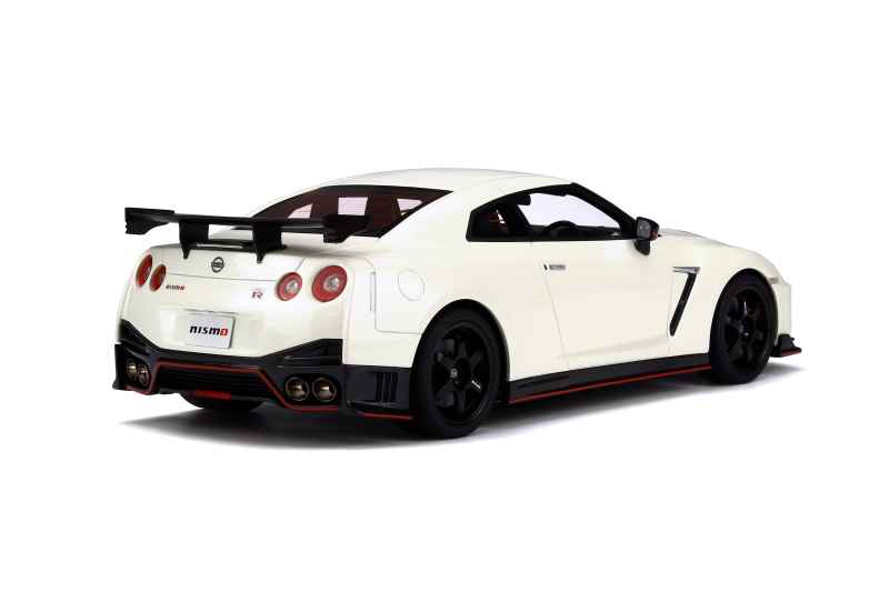 Nissan - GT-R Nismo R35 2017 - GT Spirit - 1/18 - Autos Miniatures Tacot