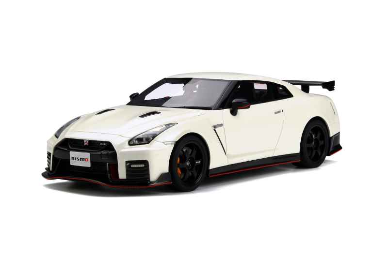 Nissan - GT-R Nismo R35 2017 - GT Spirit - 1/18 - Autos Miniatures Tacot
