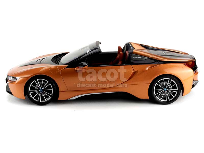 BMW - i8 Roadster 2018 - Minichamps - 1/18 - Autos Miniatures Tacot