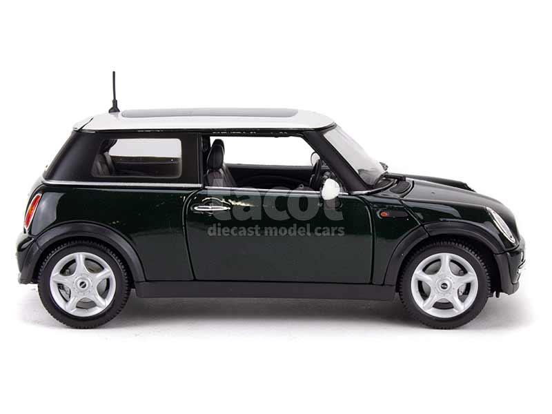 Mini - Cooper/ R53 2003 - Maisto - 1/18 - Autos Miniatures Tacot