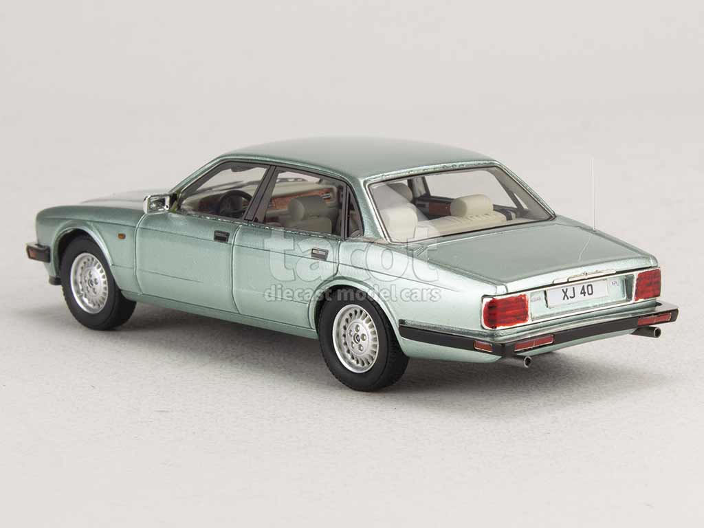 Jaguar - XJ40 Sovereign 1990 - Neo - 1/43 - Autos Miniatures Tacot