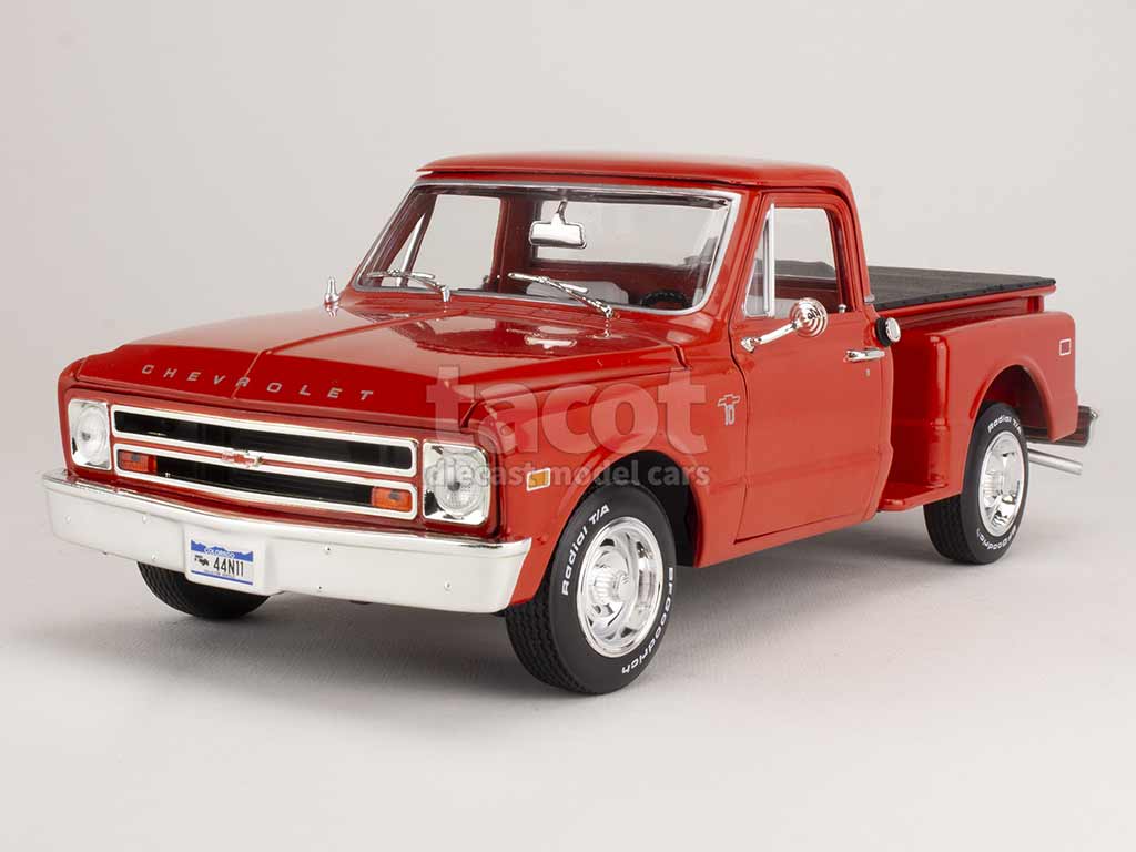 Chevrolet - C10 Stepside 1968 - Auto World - 1/18 - Autos Miniatures Tacot