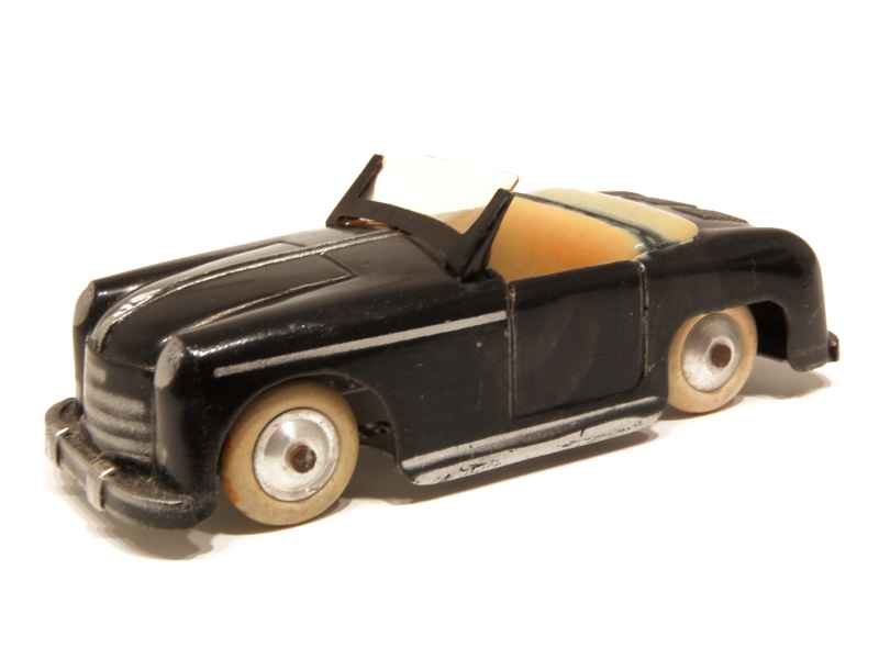 De Rovin - D4 Cabriolet - CIJ Europarc - 1/35 - Autos Miniatures Tacot